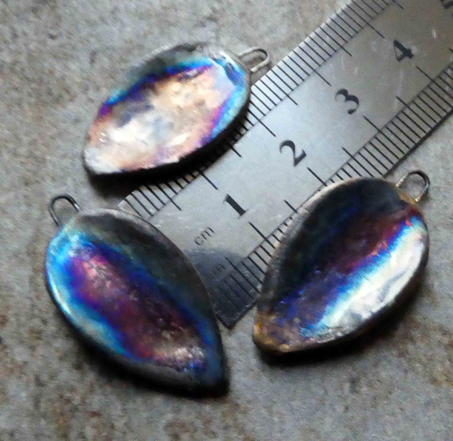 Ceramic Decal Face Trio Charms – ScorchedEarthDesigns